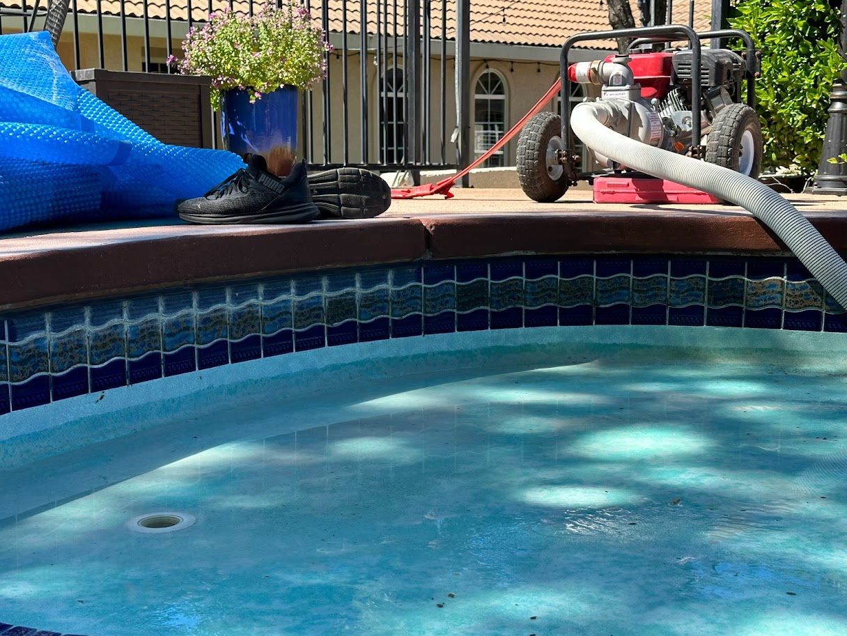 Process | Oasis Pool Tile Cleaning